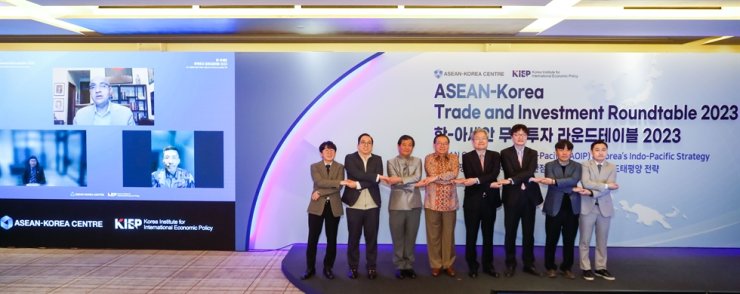 Seoul Hosts Successful ASEAN-Korea Trade and Investment Roundtable 2023 ... Seoul Hosts Successful ASEAN-Korea Trade and Investment Roundtable 2023 ...